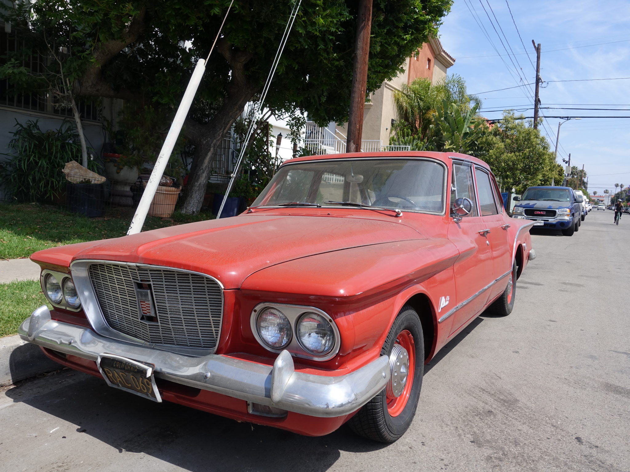 1960 Valiant V200 – Roadside Rambler